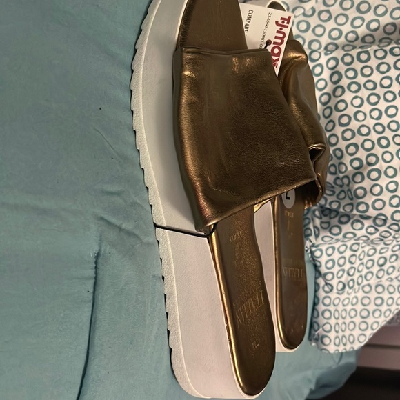 Italian Shoemakers | Shoes | New Italian Slides Bronze | Poshmark